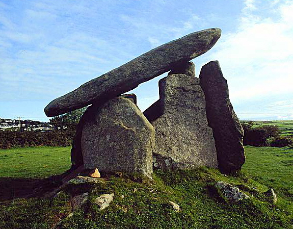 Cromlech, Trethevy Quoit, Cornwall, England
